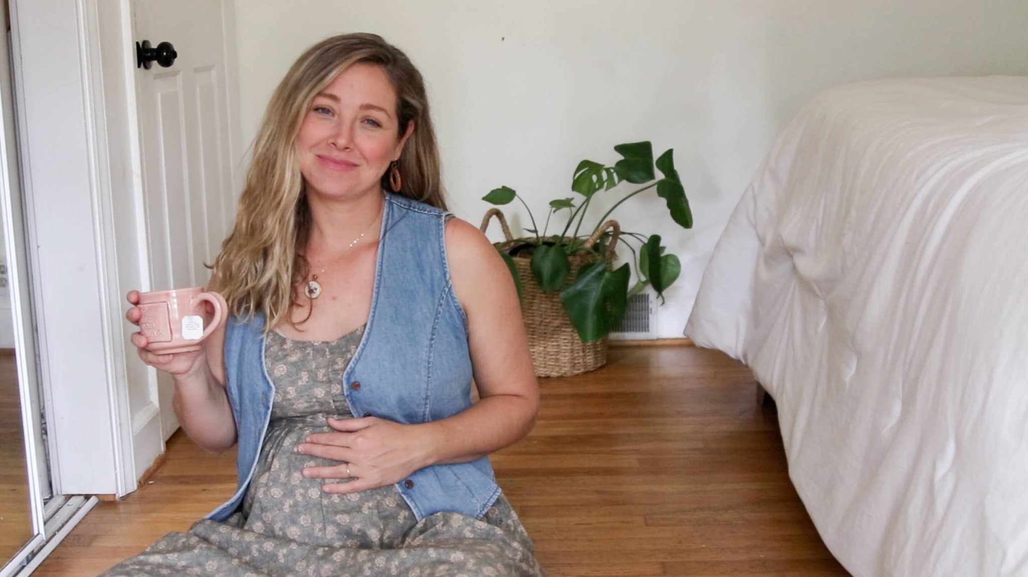 10 Helpful Maternity Clothes Hacks Revealed - Girl Teach Me